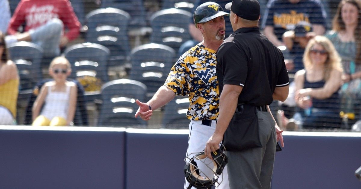 How To Become A College Baseball Coach - JobsInSports.com