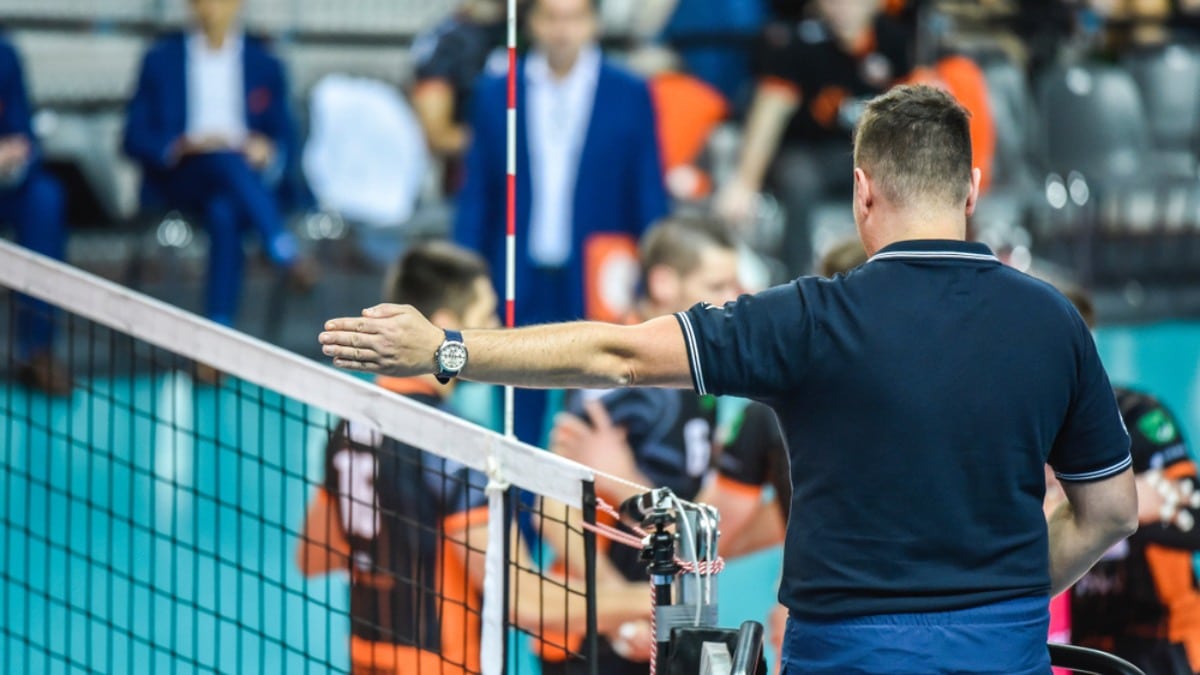 How To Become A Volleyball Referee (Step-By-Step)