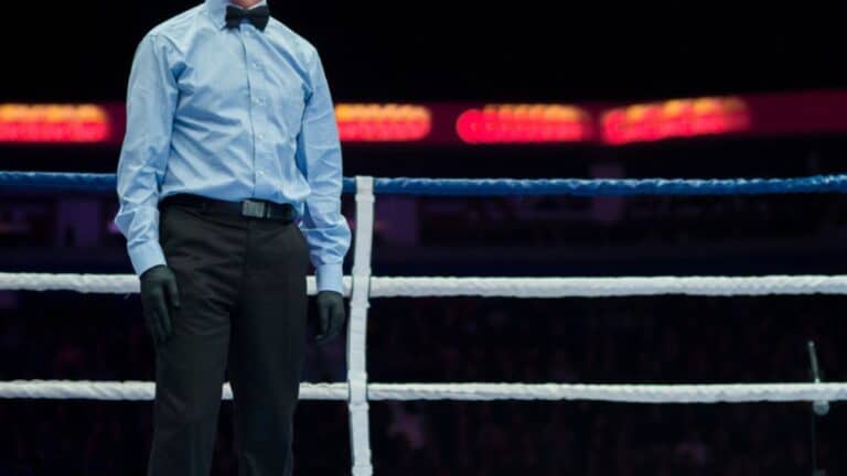 Guide On How To Become A Boxing Referee